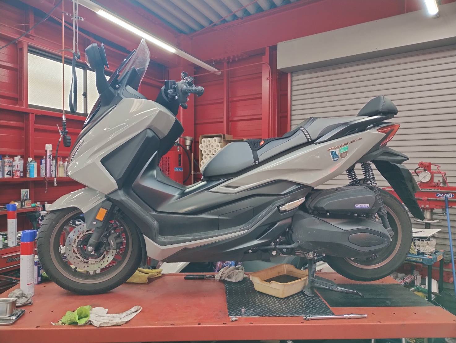 2024.3. ホンダ フォルツァ（MF17）オイル交換とエアークリーナー交換させていただきました。